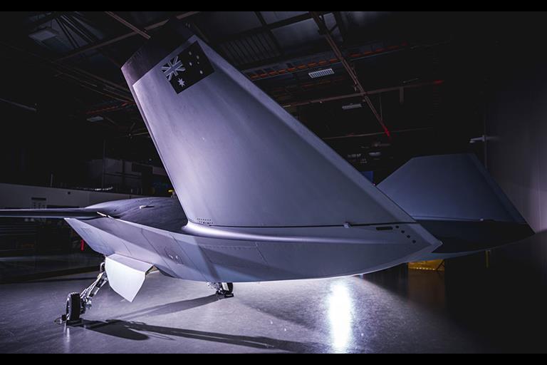 Boeing Australia’s ‘loyal wingman’ conducts maiden sortie | News ...